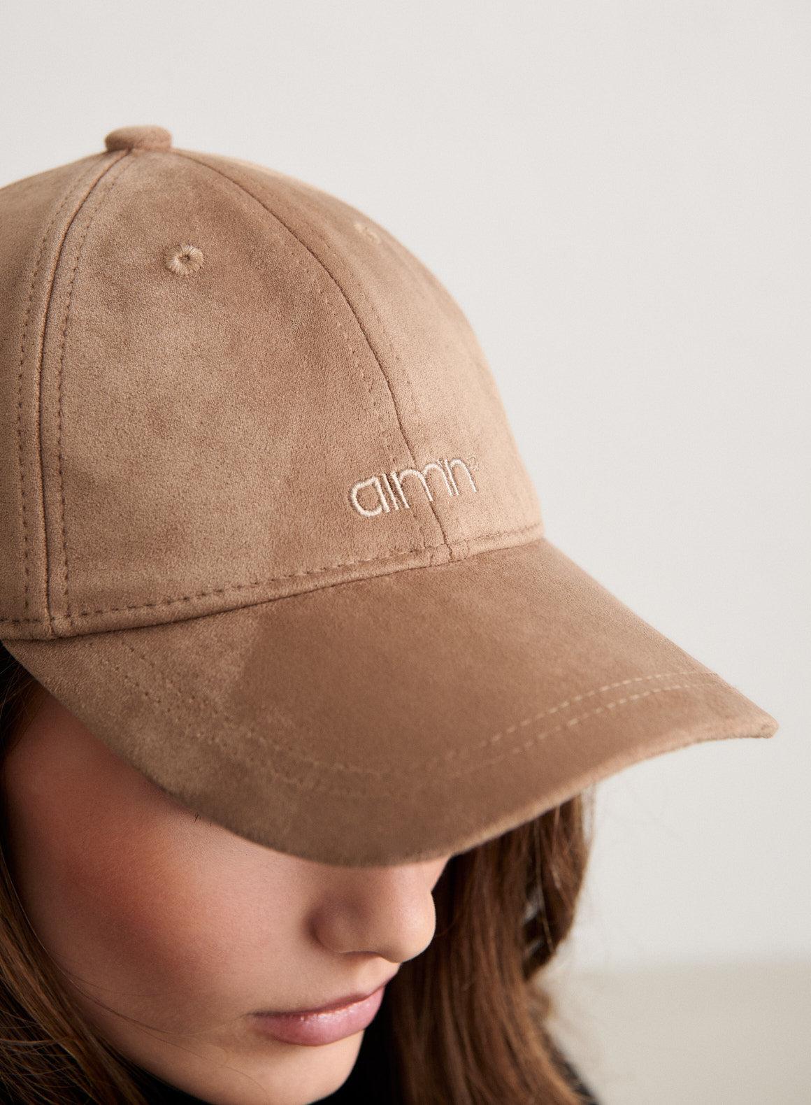 Small Logo Suede Cap – aim'n